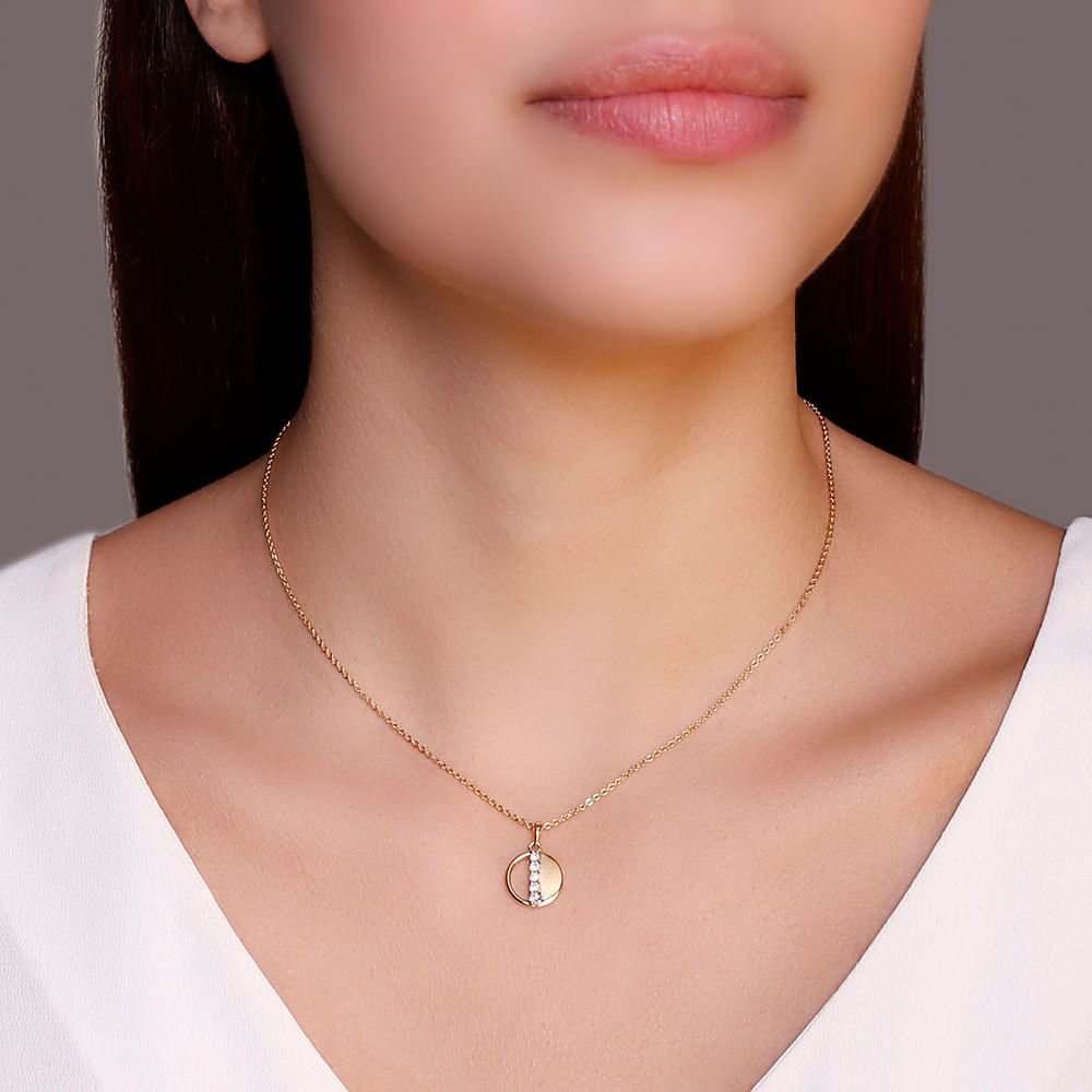 Colar com Pingente Detalhado | Morana