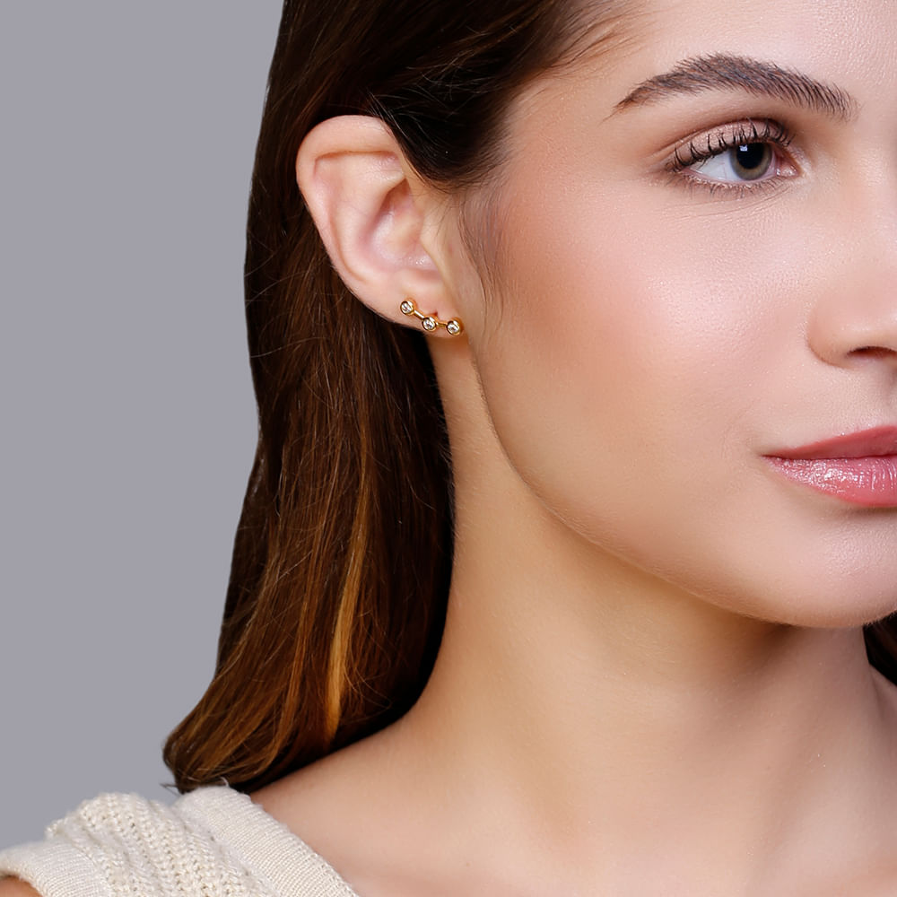 Ear cuff com trio de zircônias | Morana